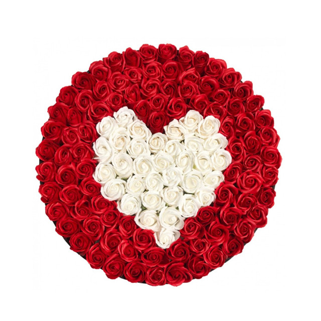 Aranjament floral cutie rotunda cu 85 trandafiri de sapun
