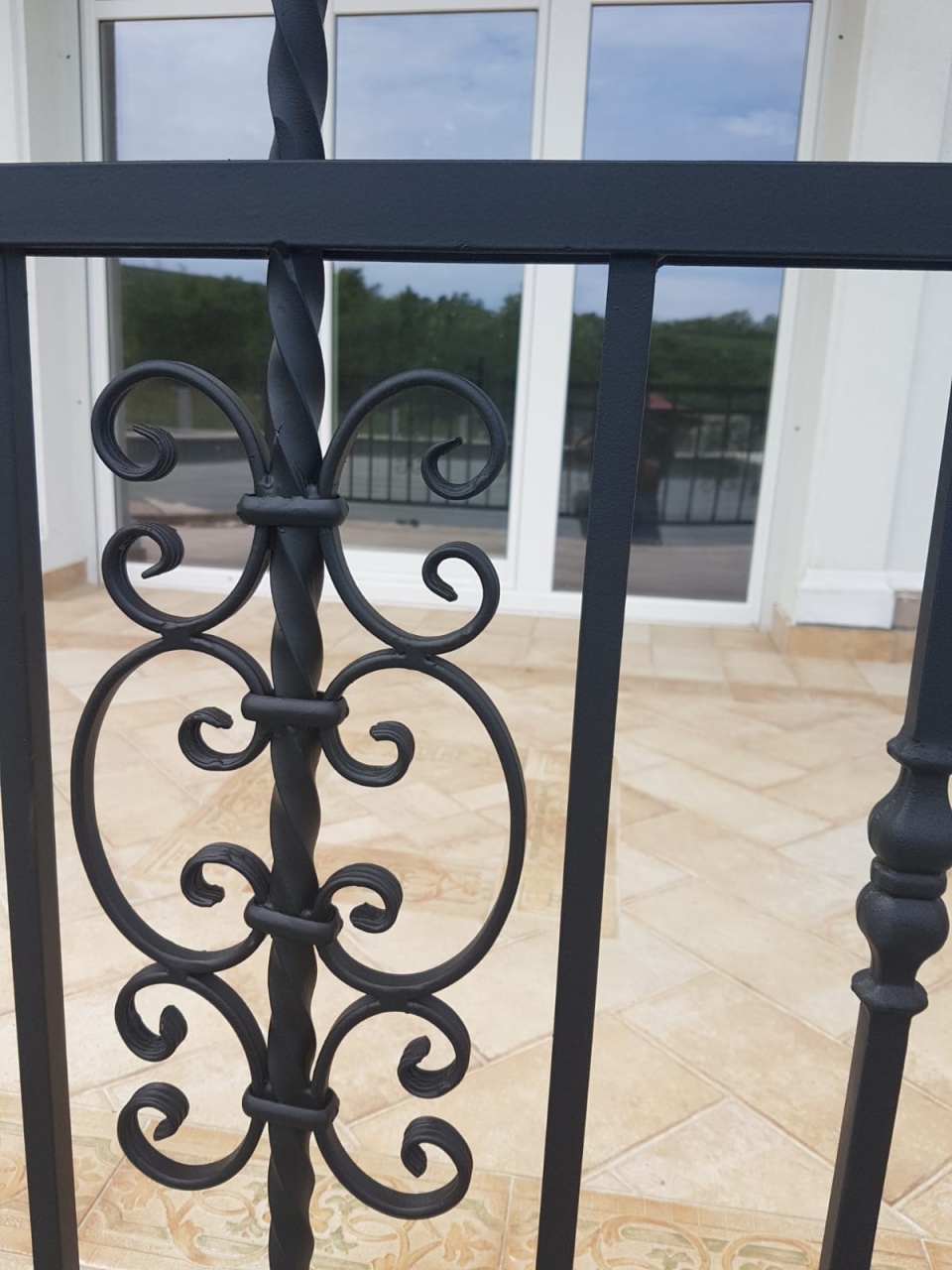 Vopsea email profesională negru mat Ral 9005 cu uscare rapidă