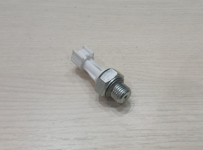 SENZOR PRITISKA ULJA IVECO NEF 98445111
