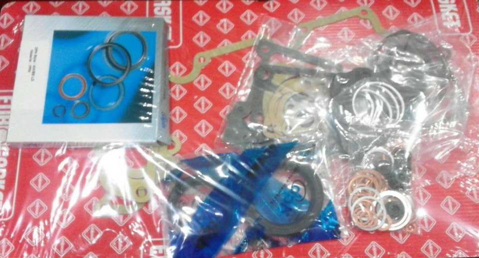 GARNITURA DIHTUNGA KHD/DEUTZ 2012 4CIL 02931738