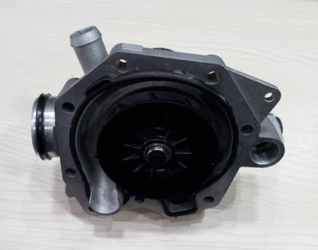 PUMPA VODE KHD DEUTZ TCD3.6 L4 04126935