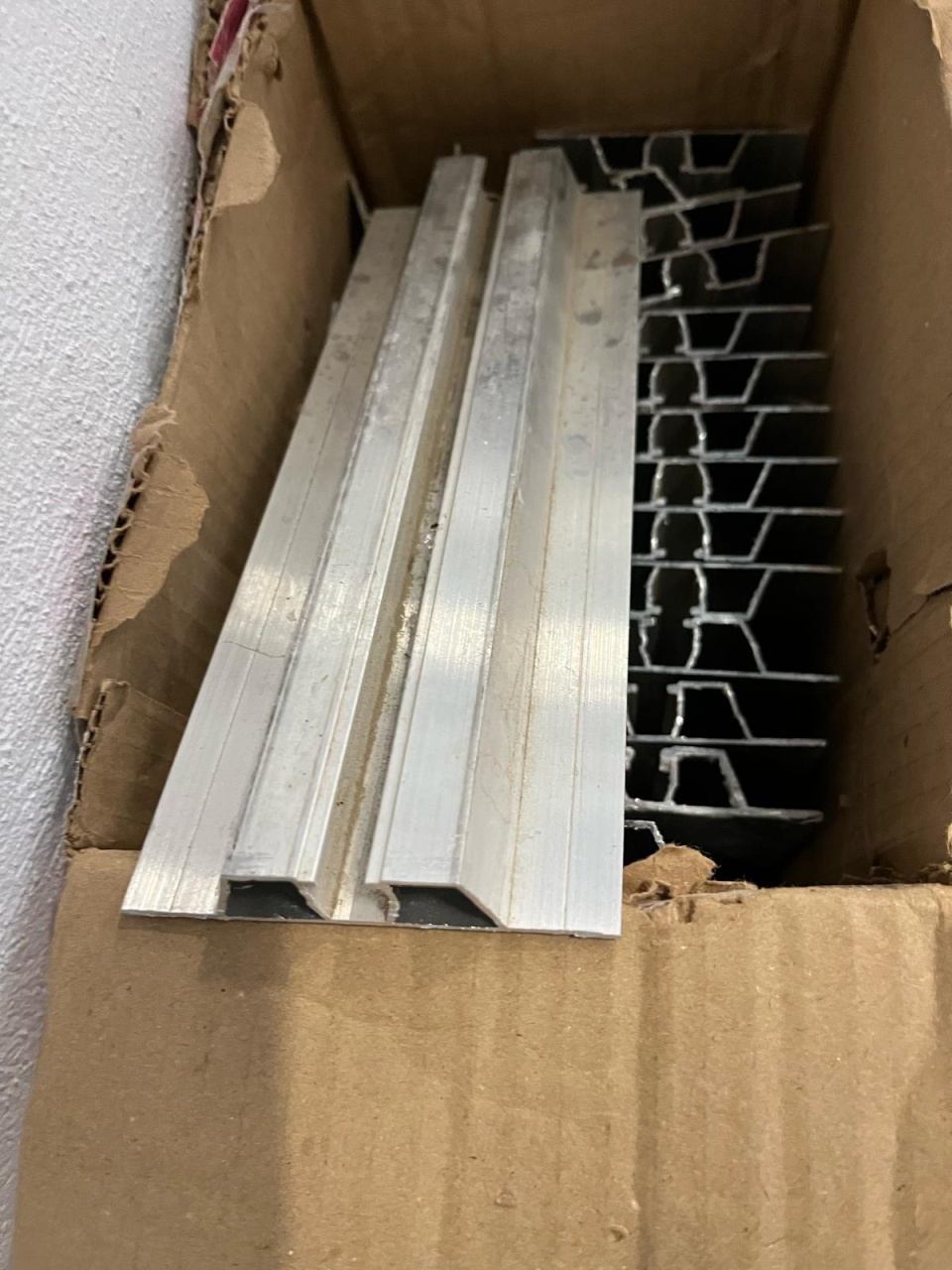 Dogav Grup depozit profile montaj panou solar fotovoltaic alumniniu ...