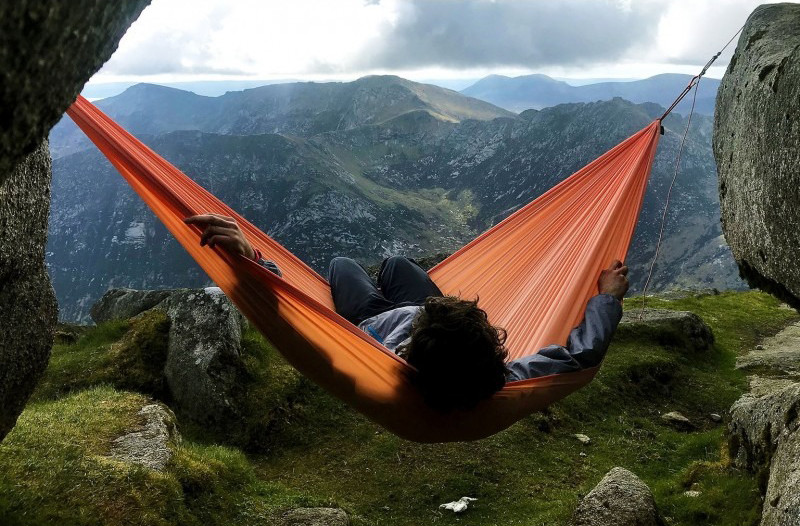 Instructiuni intindere & intretinere hamace