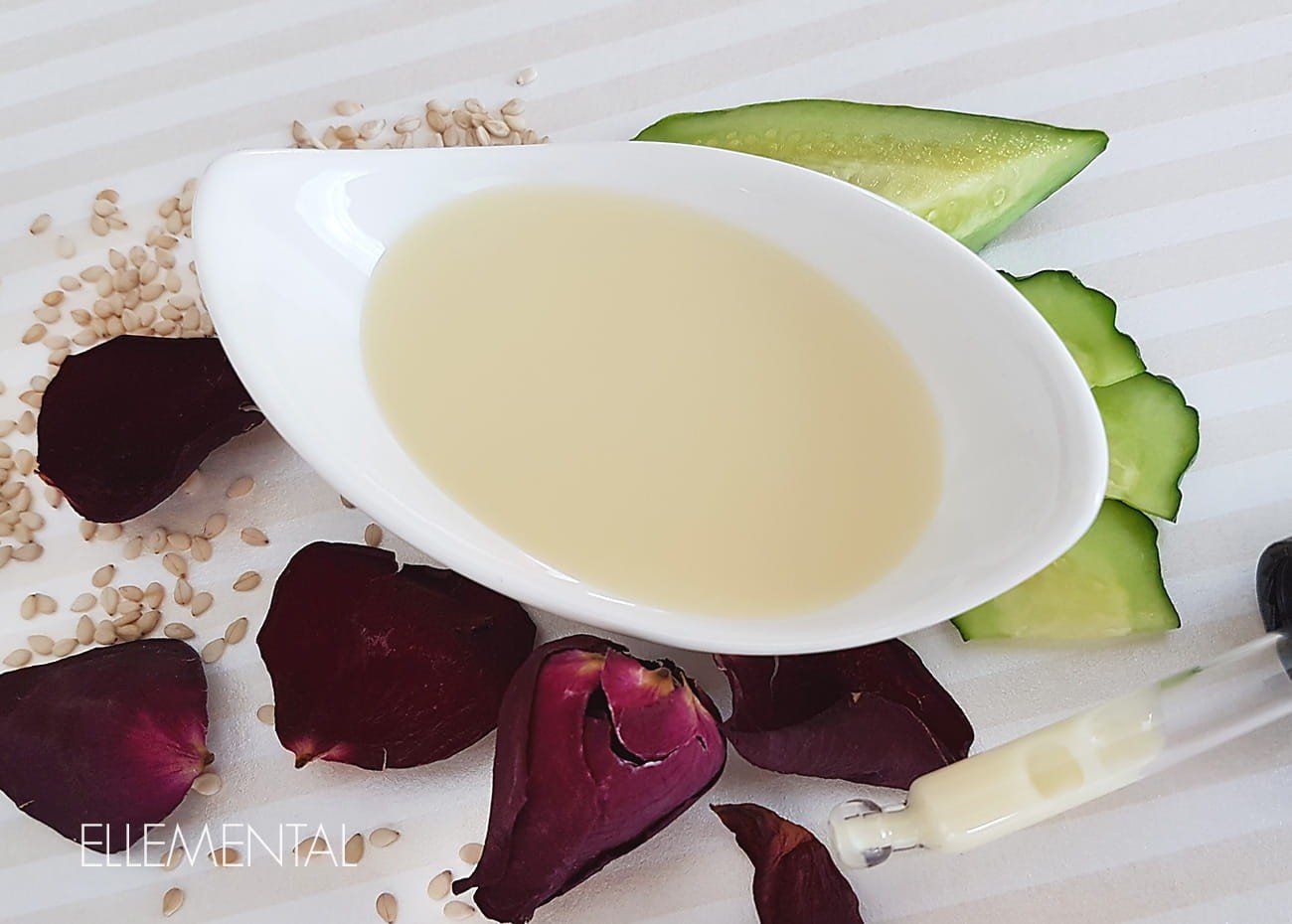 Moisturising summer fluid-cream