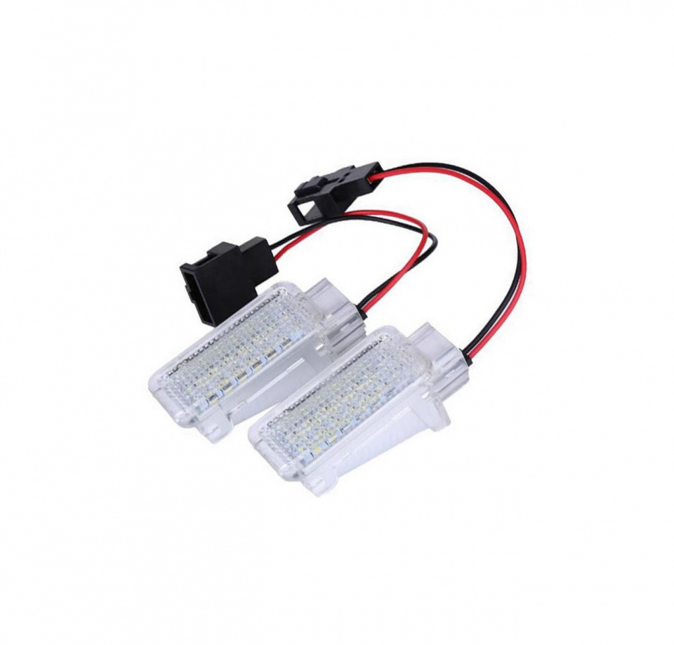 Set 2 lampi LED pentru interior compatibil VW GOLF 4, 5, 6, Scirocco 09 ...