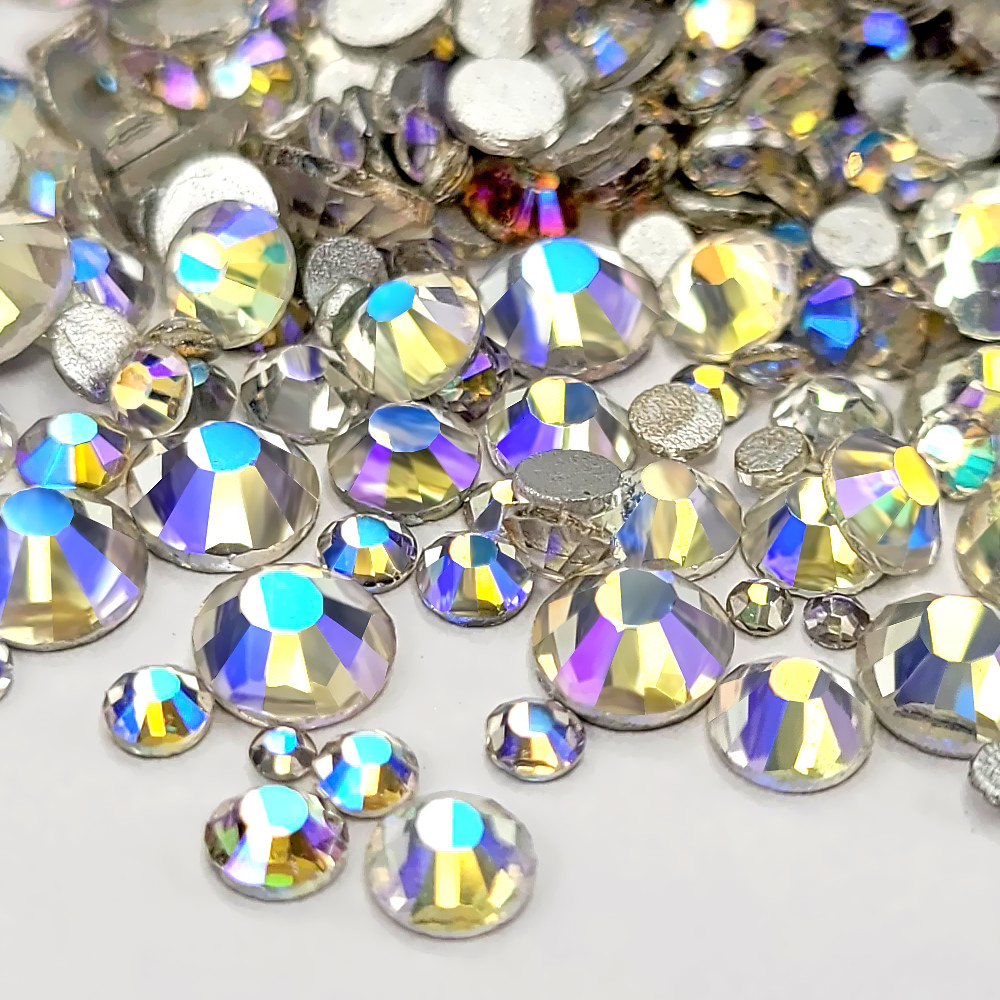 Pietricele Unghii Forma Cristal Culoare Transparent cu Reflexii Spate ...