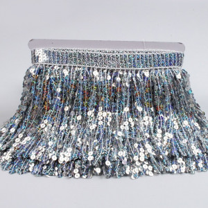 Franjuri paiete pe tulle, 8cm