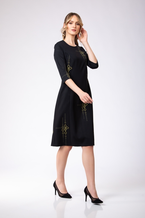 Rochie neagra eleganta in clini imprimata Infinit