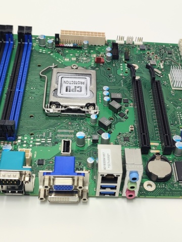 Placa de baza Fujitsu socket 1150 chipset Q87, D3222-B12 GS3, 4xDDR3 ...