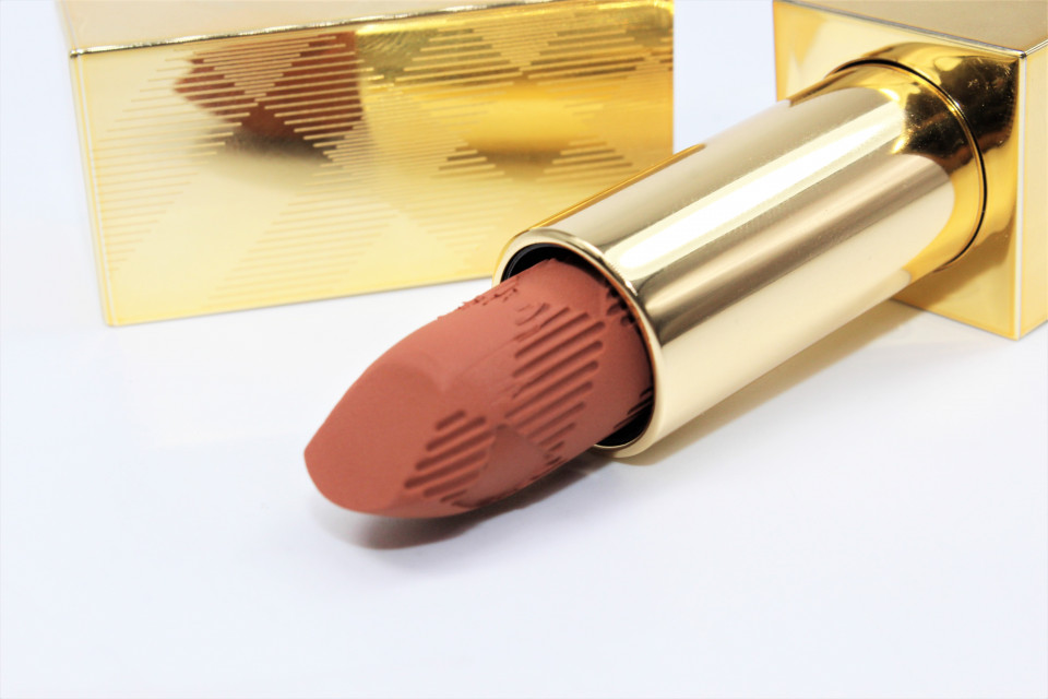 Ruj De Buze, Burberry, Kisses Matte, 06 Bespoke Beige