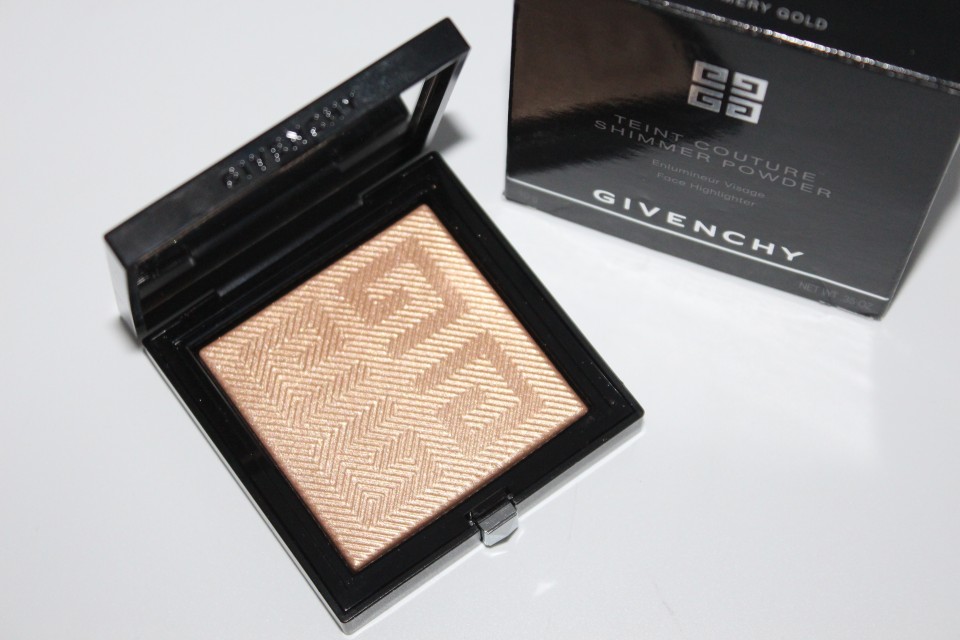 Pudra iluminatoare Givenchy Teint Couture Shimmer Powder 02 Shimmery Gold