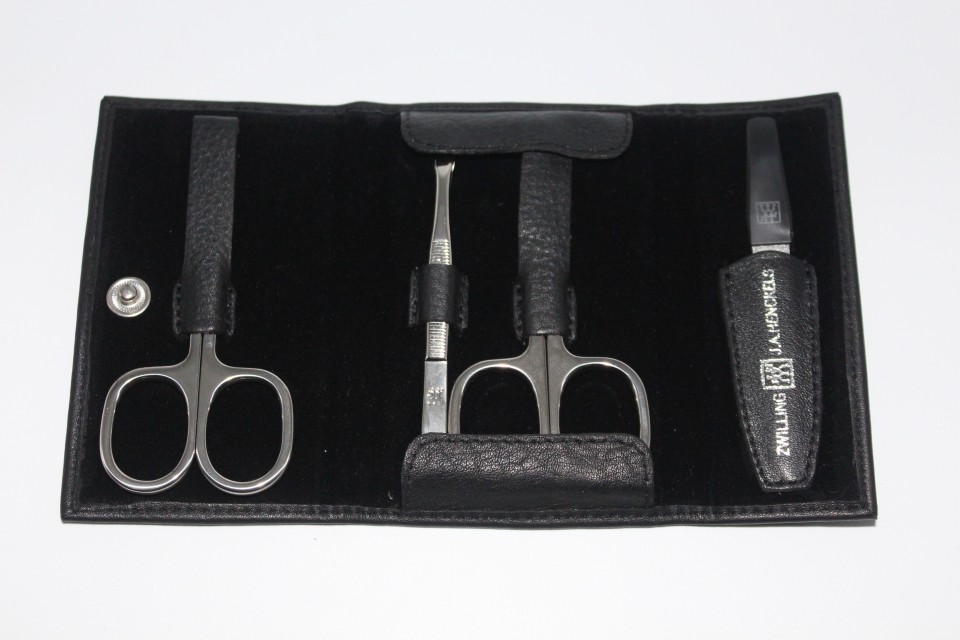 Set manichiura 5 piese / ingrijire unghii si sprancene Zwilling Classic ...