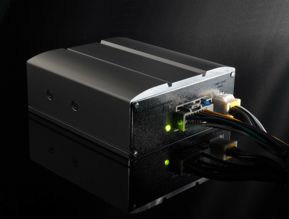 AMPLIFICATOR AUTO 4 CANALE BEAT-SONIC PA2T3K 4x45W RMS DEDICAT ...