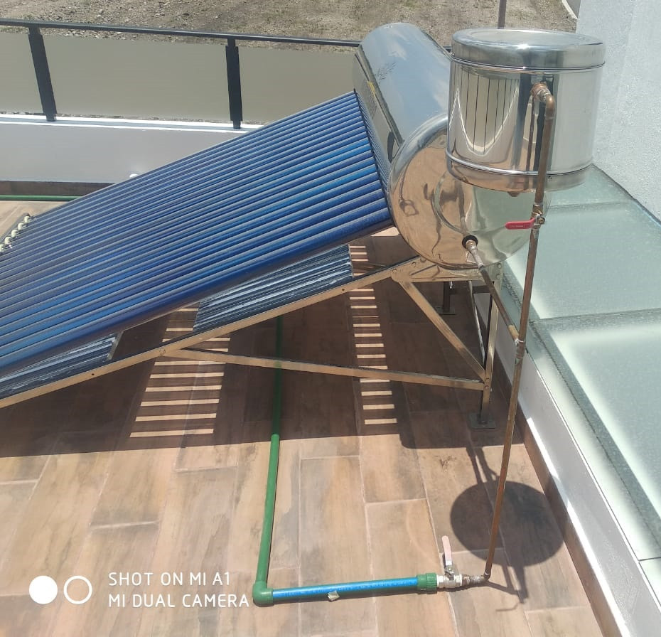 Calentador Solar BICENTENARIO de 25 Tubos para 6 o 7 personas (Alta Presión)